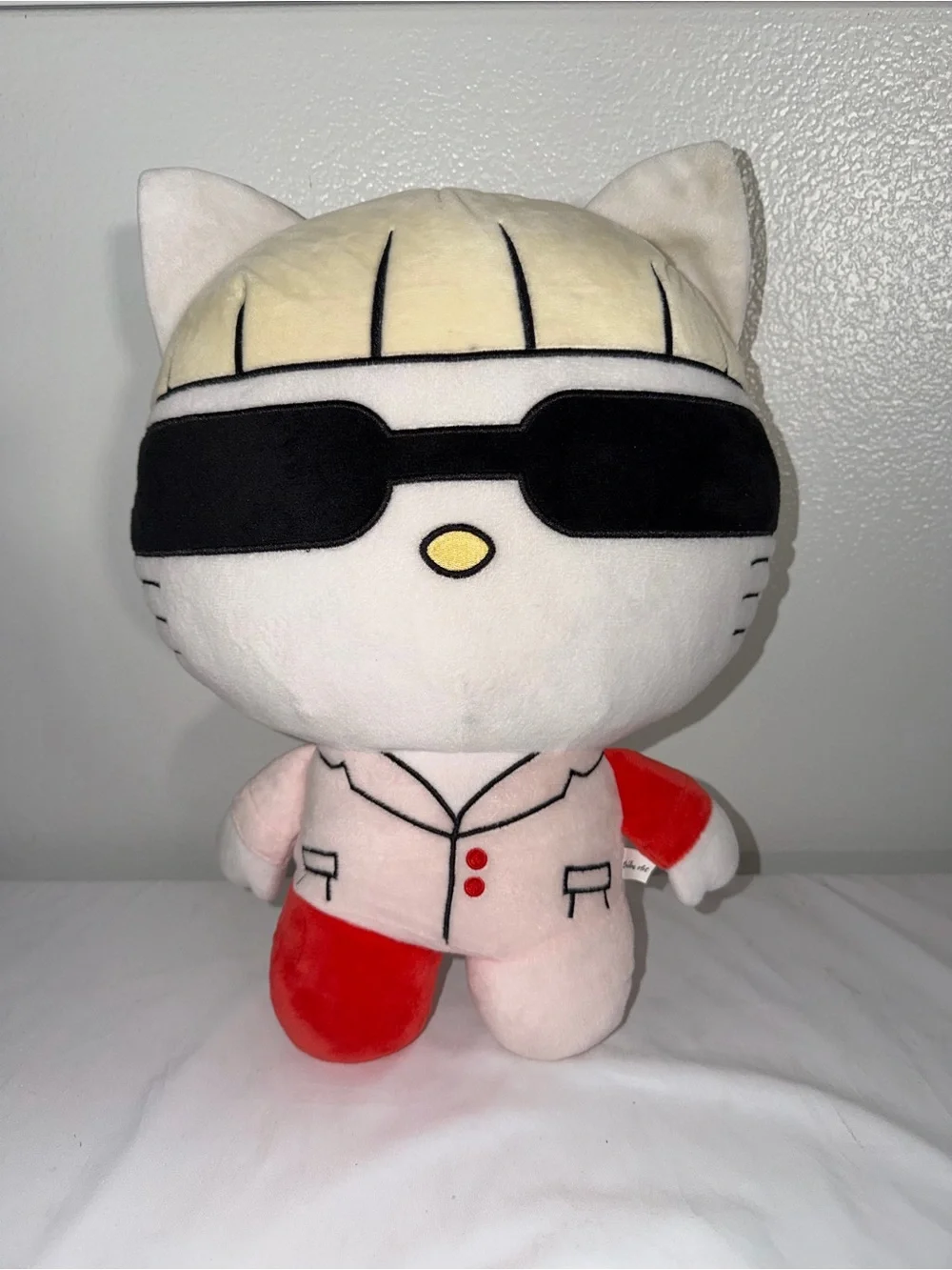 Disney | Cat | Plush Cat Toy White And Red Fashion Cat | Poshmark
